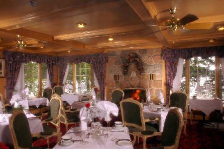 COUPLES RESORT, WHITNEY